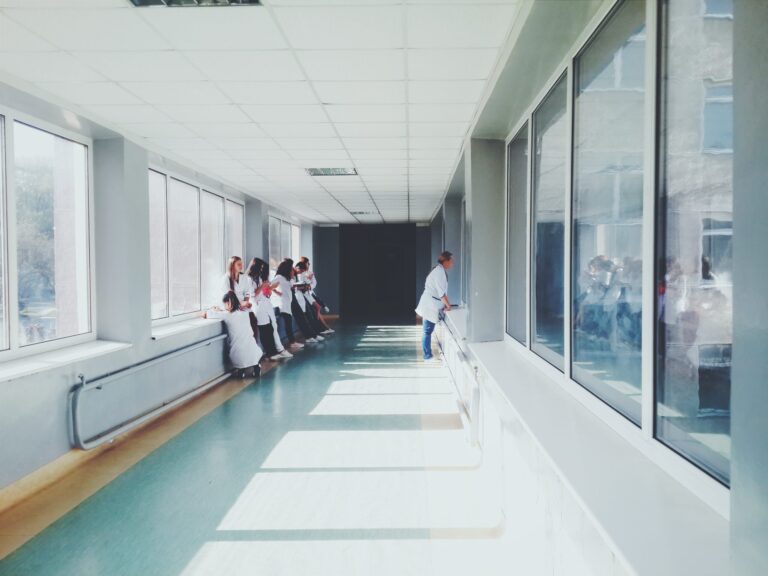 Direct Patient Care Experience for PA School Admission | How to Become ...